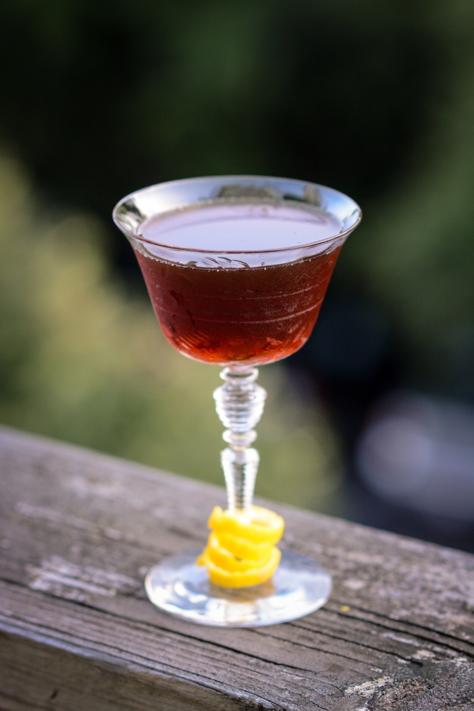 Line Cocktail - CocktailBook